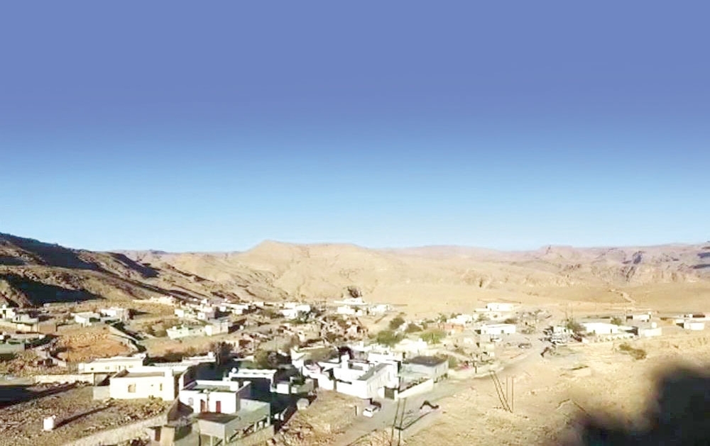 Adventurers discover the uniqueness of Hallout village - Oman Observer