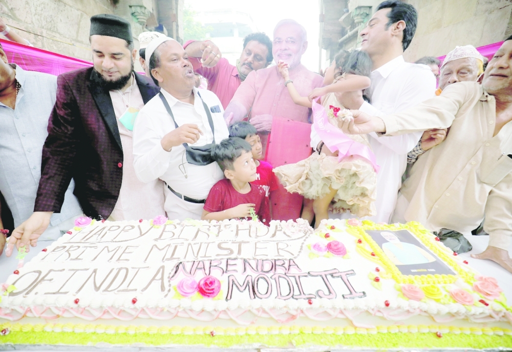 Modi turns 71 with 50 m 'thank you' cards, 18 m Covid-19 jabs - Oman ...