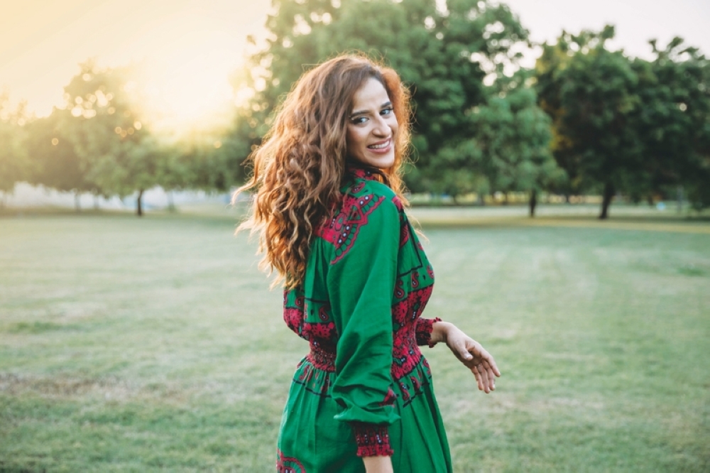 Thanae teases new single promoting message of positivity - Oman Observer