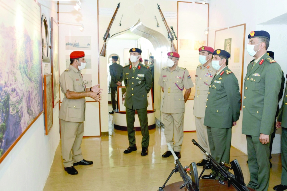 SAF Chief of receives UAE commander - Oman Observer