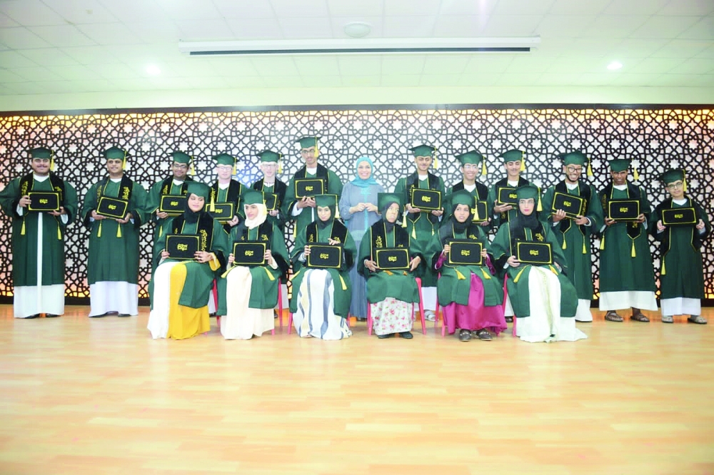 Blind students display brilliance at graduation ceremony - Oman Observer
