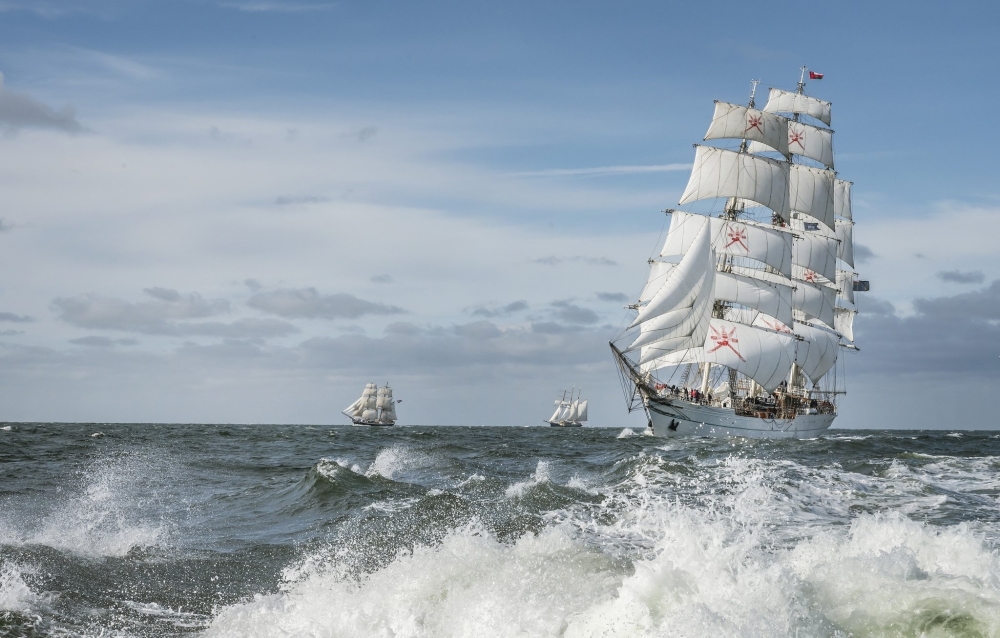 Shabab Oman II wins best ship award in Denmark festival - Oman Observer