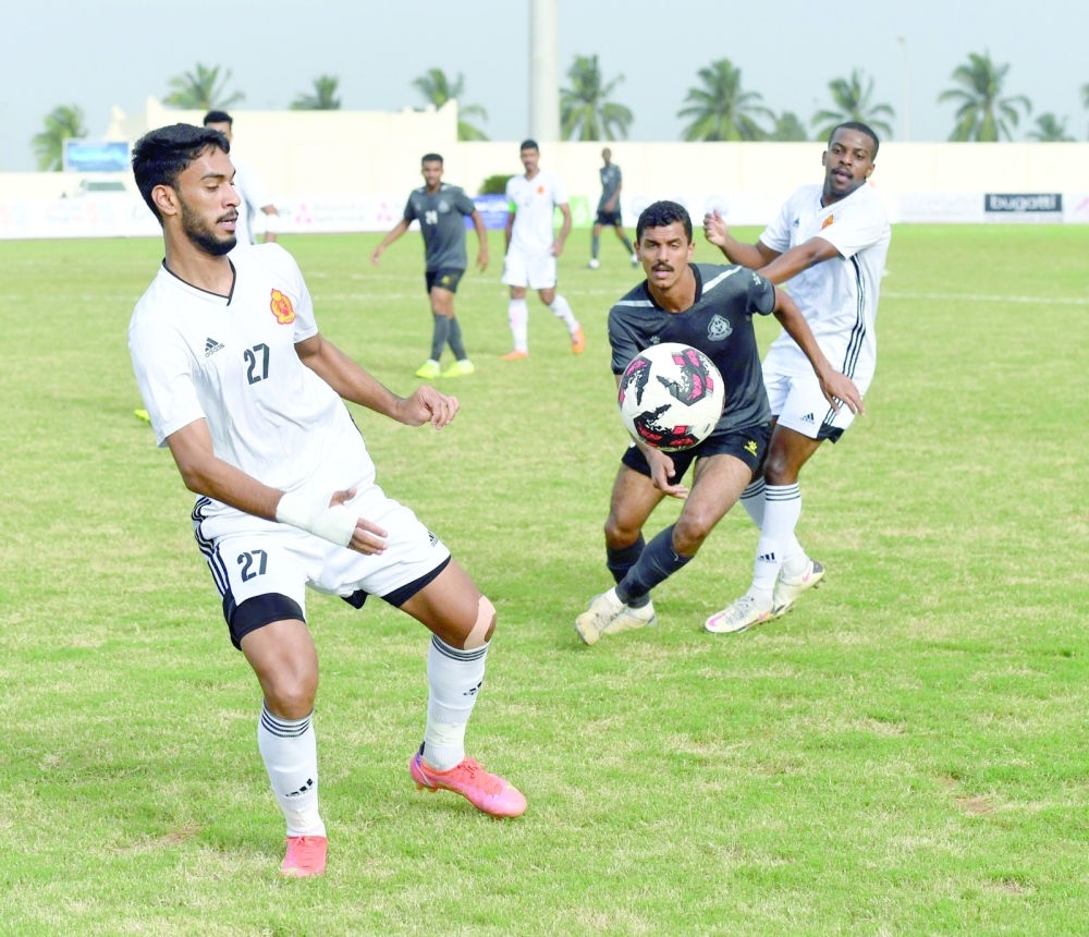 Royal Guard Of Oman lifts the Sultan's AFF league title - Oman Observer