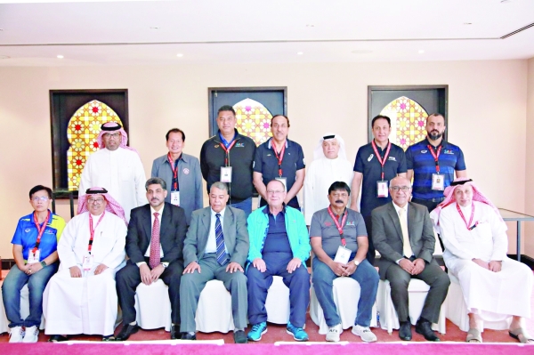 Dr Shihab attends Asian volleyball tourney - Oman Observer