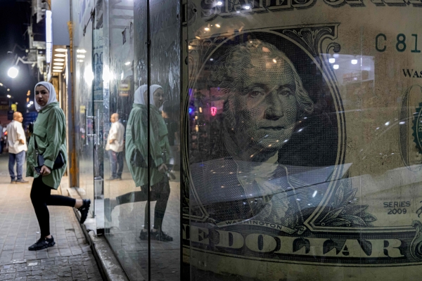 Egypt dims lights to boost foreign reserves - Oman Observer