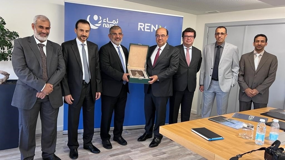 OETC, REN sign MoU to boost technical cooperation - Oman Observer