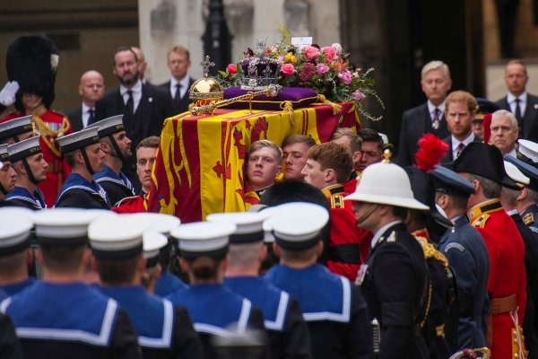 LIVE: State funeral procession of Queen Elizabeth II - Oman Observer