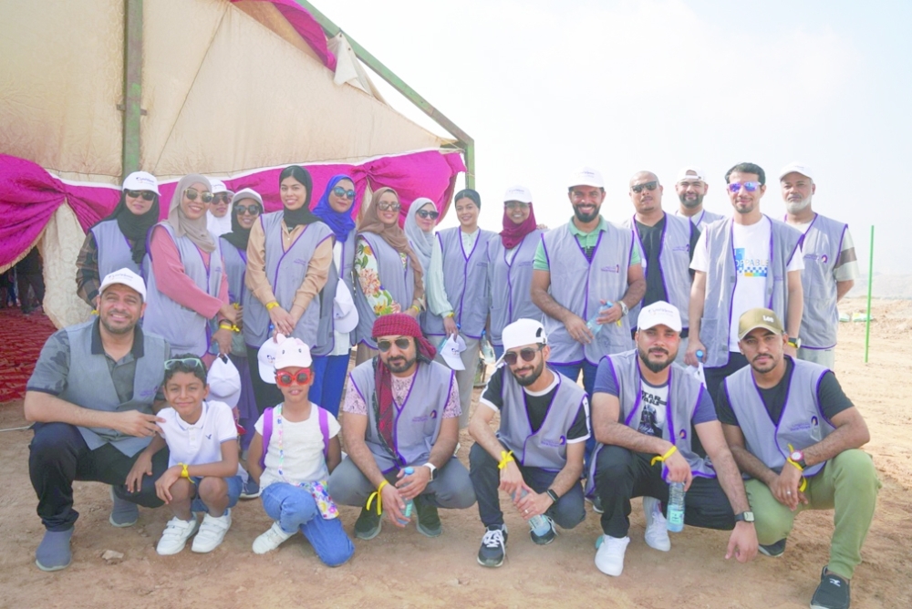 Bank Nizwa joins tree planting campaign in line with Omani Tree Day ...