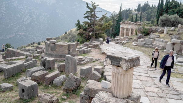 Greece’s treasures caught between tourism and conservation - Oman Observer