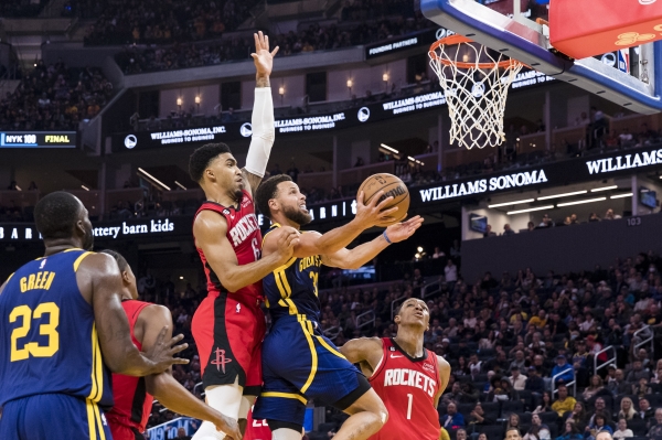 Warriors shoot down Rockets - Oman Observer