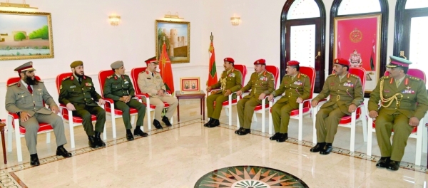 RAO commander receives commandants of GCC military colleges - Oman Observer
