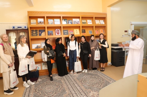 International students join Arabic language teaching institute - Oman ...