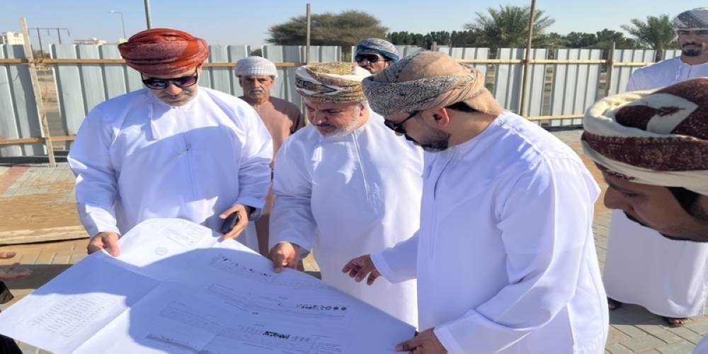 Al Buraimi governor inspects projects under implementation - Oman Observer