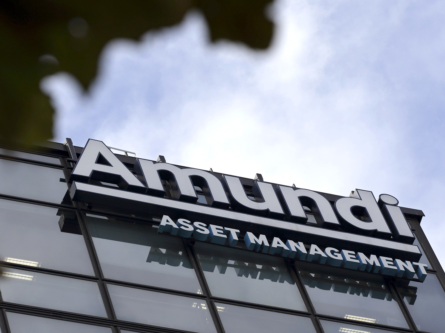 France’s Amundi to buy Pioneer from UniCredit for 3.6 bn euros - Oman ...