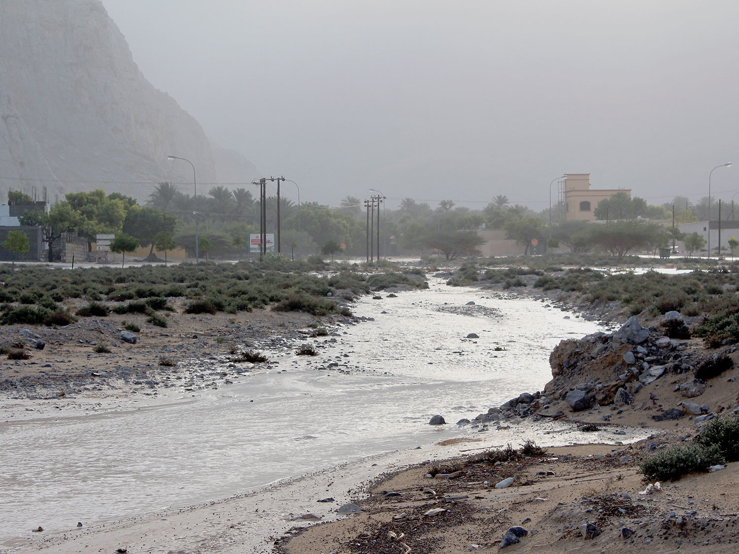 Rain likely to continue today - Oman Observer