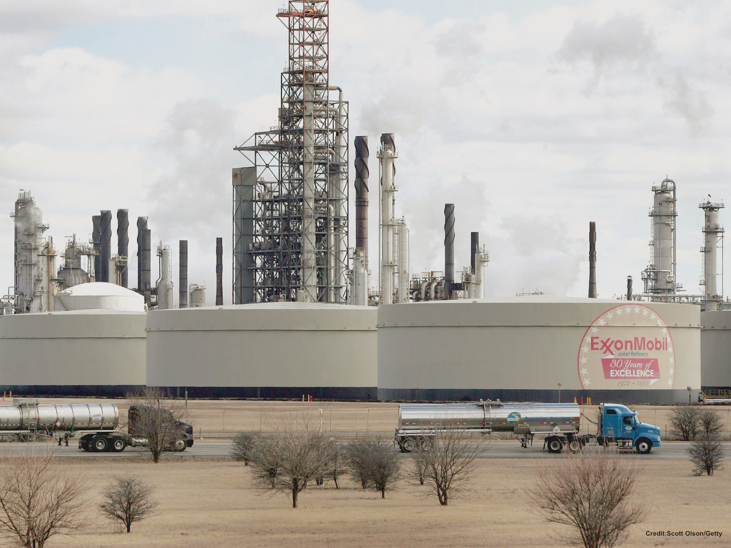 Exxon cuts reserves by record 3.3 billion barrels - Oman Observer