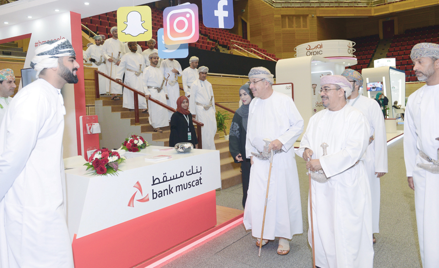 Bank Muscat highlights career opportunities for SQU students - Oman ...