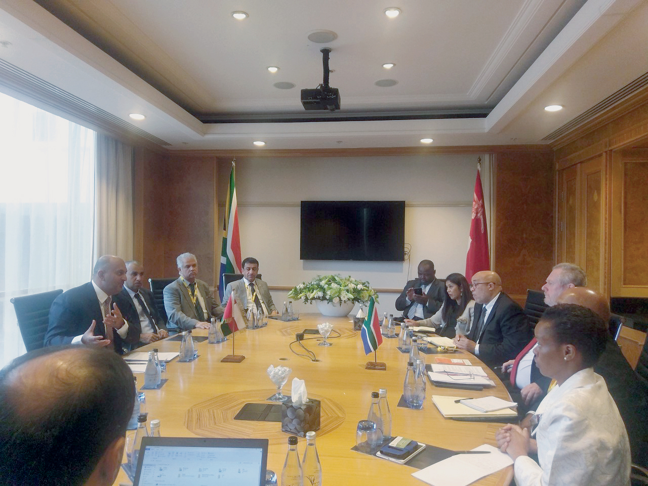 Oman, South Africa look to expand trade in foodstuffs - Oman Observer