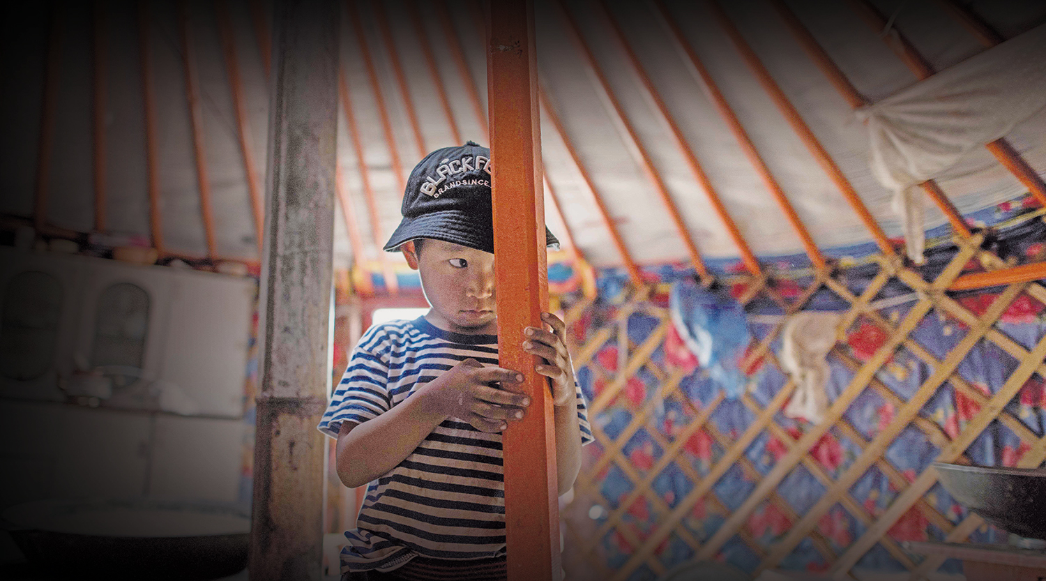 In Mongolia’s yurt slums, nomads dream of city life - Oman Observer