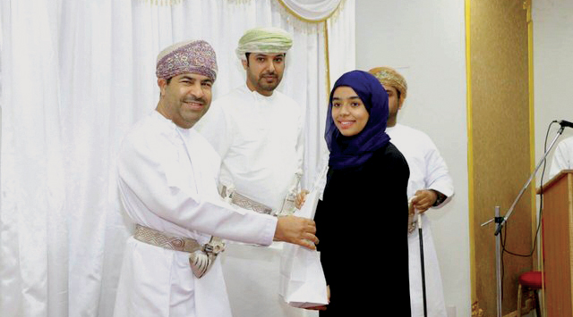 Top diploma students of Musannah honoured - Oman Observer