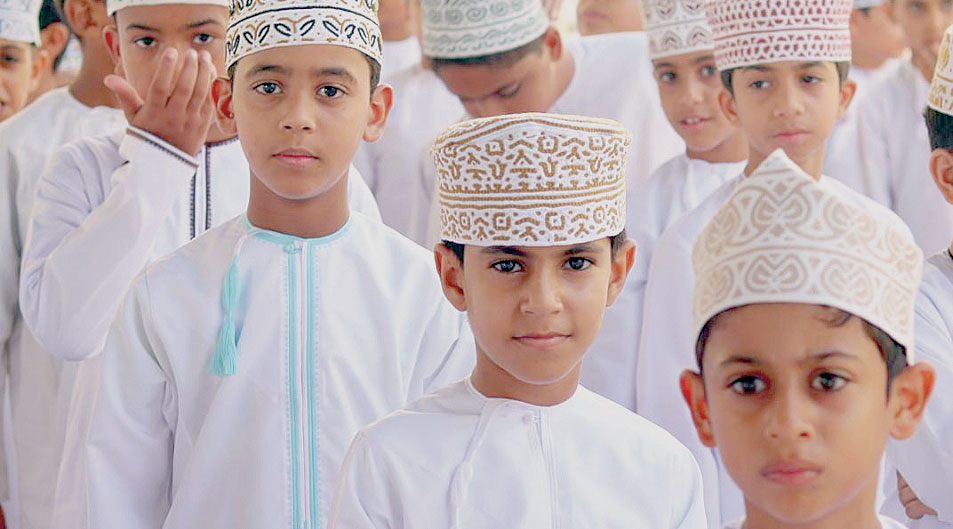 First day of new academic year for 500, 000 students - Oman Observer