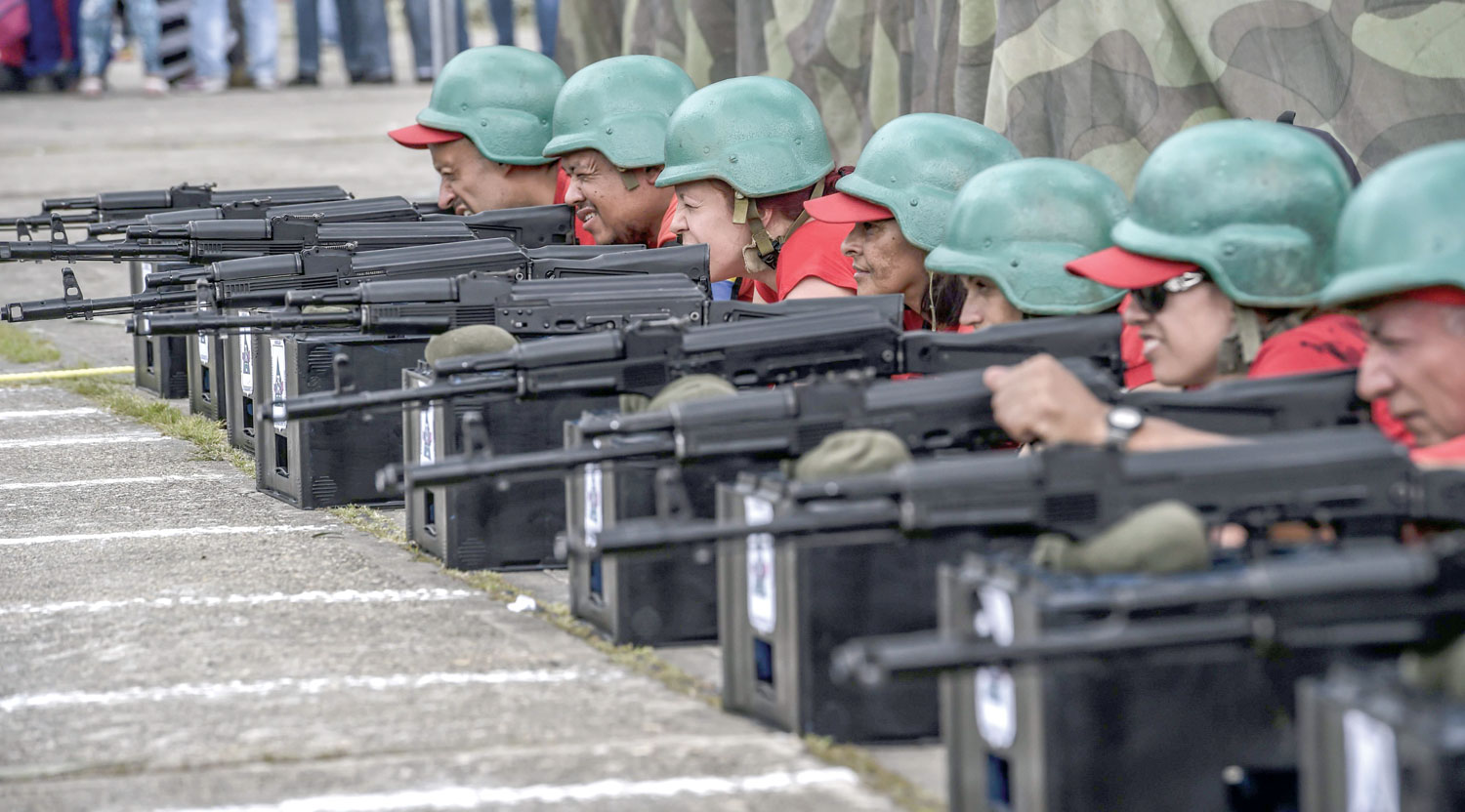 Venezuelan army, civil militias hold exercises - Oman Observer