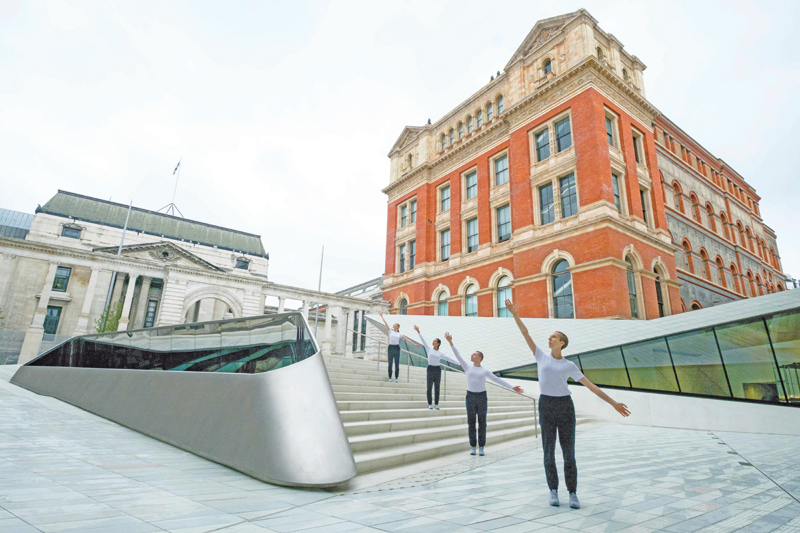 An inviting new entrance to London’s Victoria and Albert Museum - Oman ...