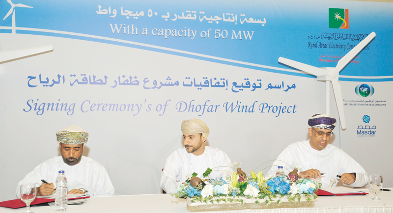 Pacts inked for development of Dhofar Wind Power Project - Oman Observer