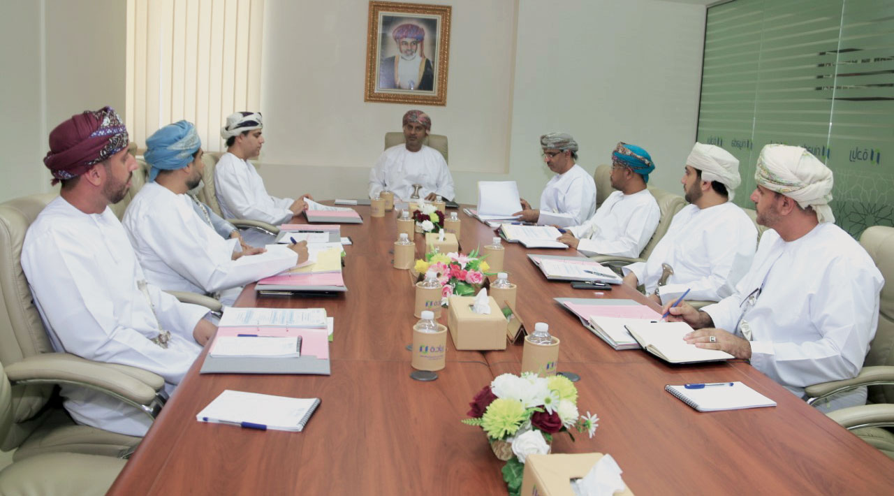 Riyada Board, Zubair Corporation discuss development of SMEs - Oman ...
