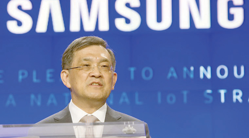 Samsung CEO resigns, even as record profits expected - Oman Observer