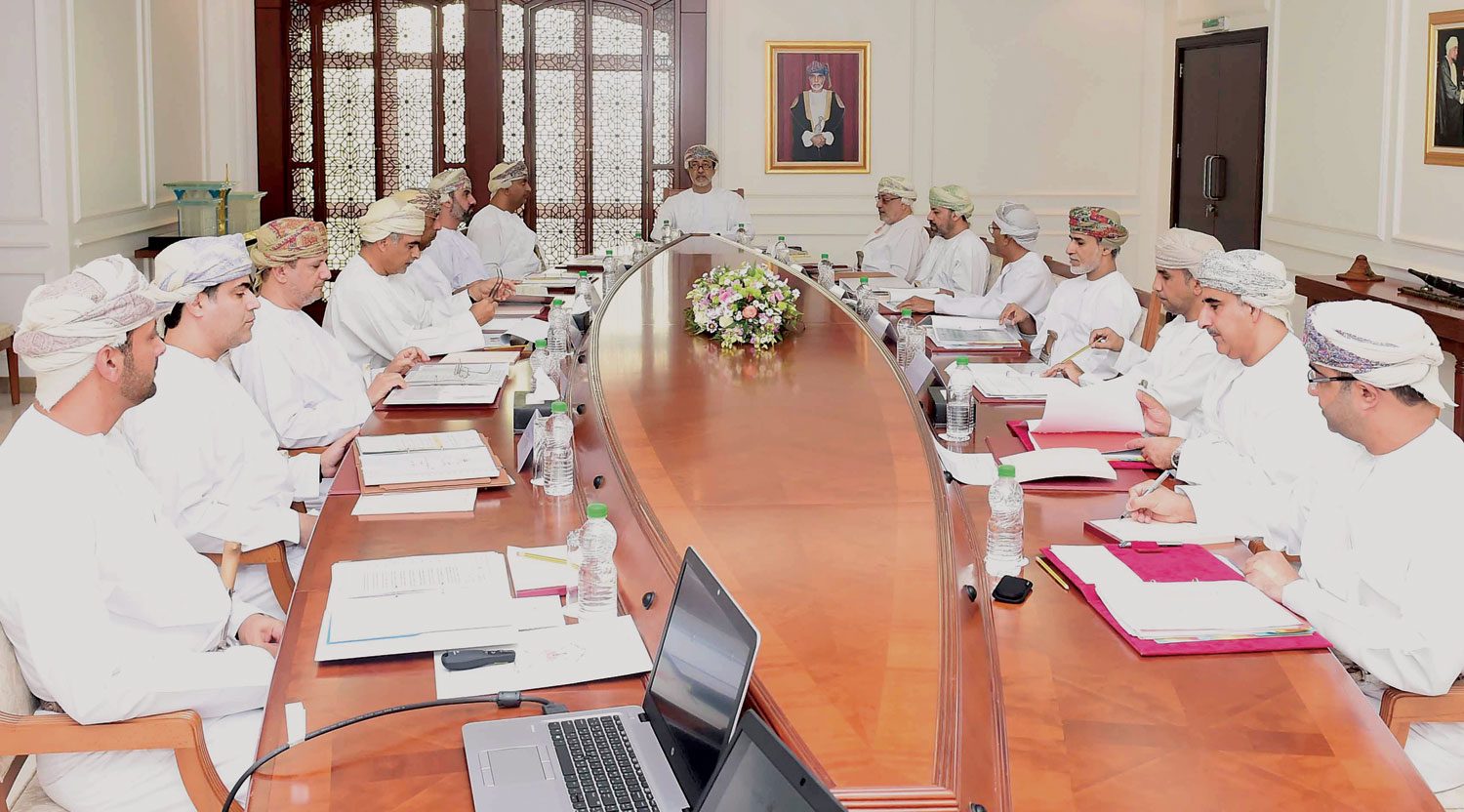 Oman Vision 2040 main committee meets - Oman Observer