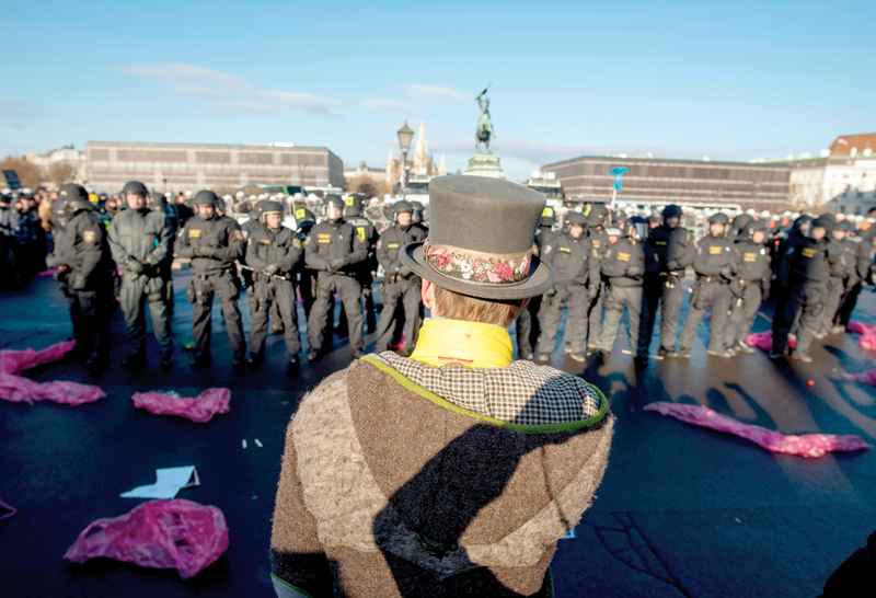 Demos as Austrian far right sworn into govt - Oman Observer