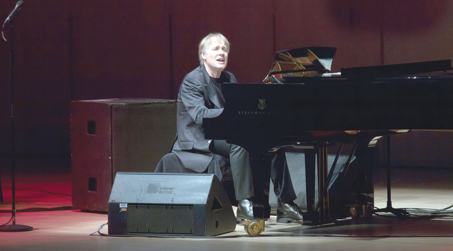 The French ‘Romantic’ pianist adored in China - Oman Observer