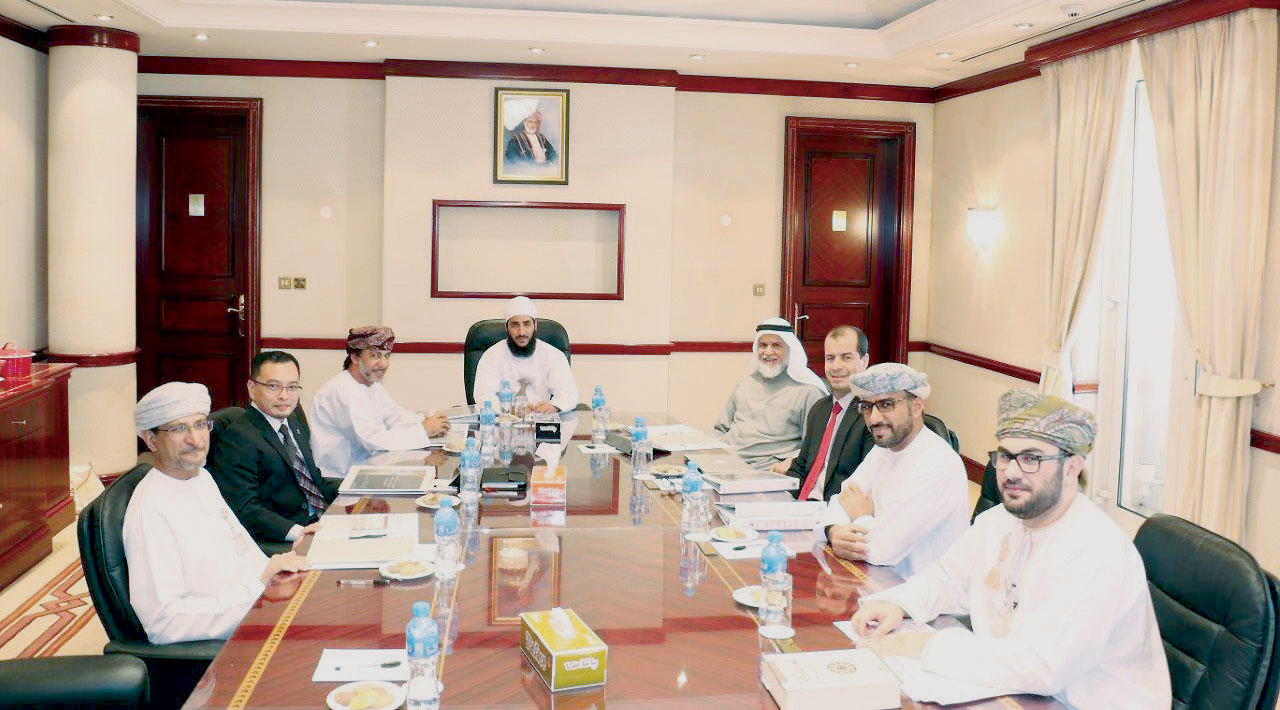 Shari’a issues related to credit cards discussed - Oman Observer