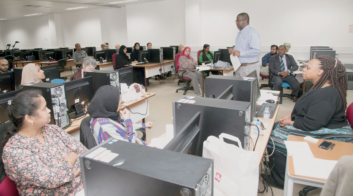 SQU highlights use of interactive tech for deeper learning - Oman Observer