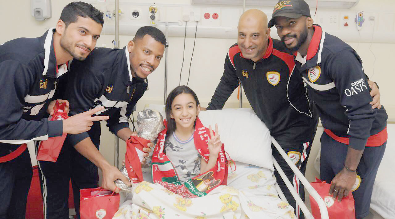 National football players visit NOC - Oman Observer