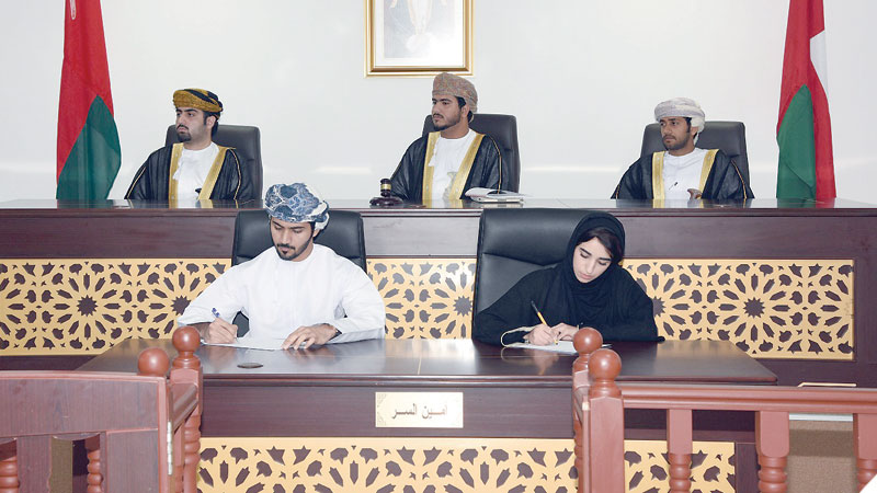 Moot courtroom opens at College of Law - Oman Observer