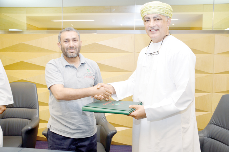 MEDC signs contract for new transformer station - Oman Observer
