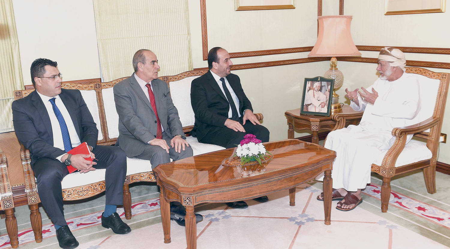 Alawi meets Syrian opposition negotiator - Oman Observer