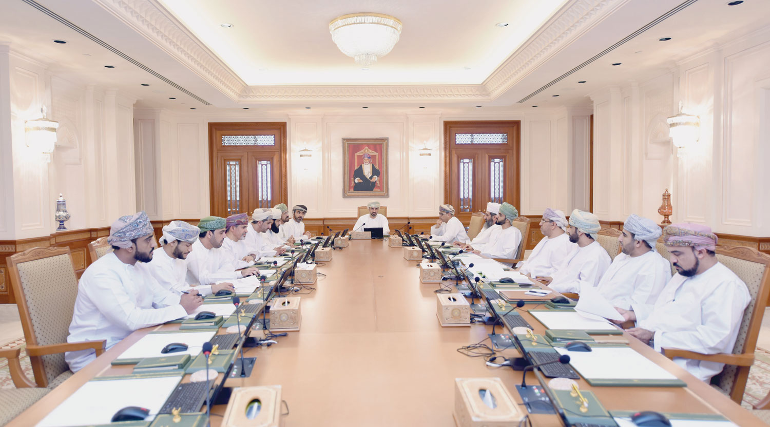 Majlis Office reviews projects of ministries - Oman Observer