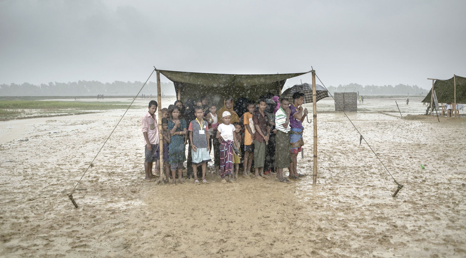 First monsoon rains pound Rohingya camps - Oman Observer