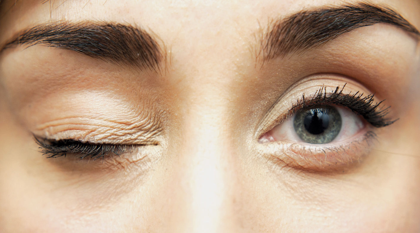 New Facebook AI could ‘open’ closed eyes in photo - Oman Observer