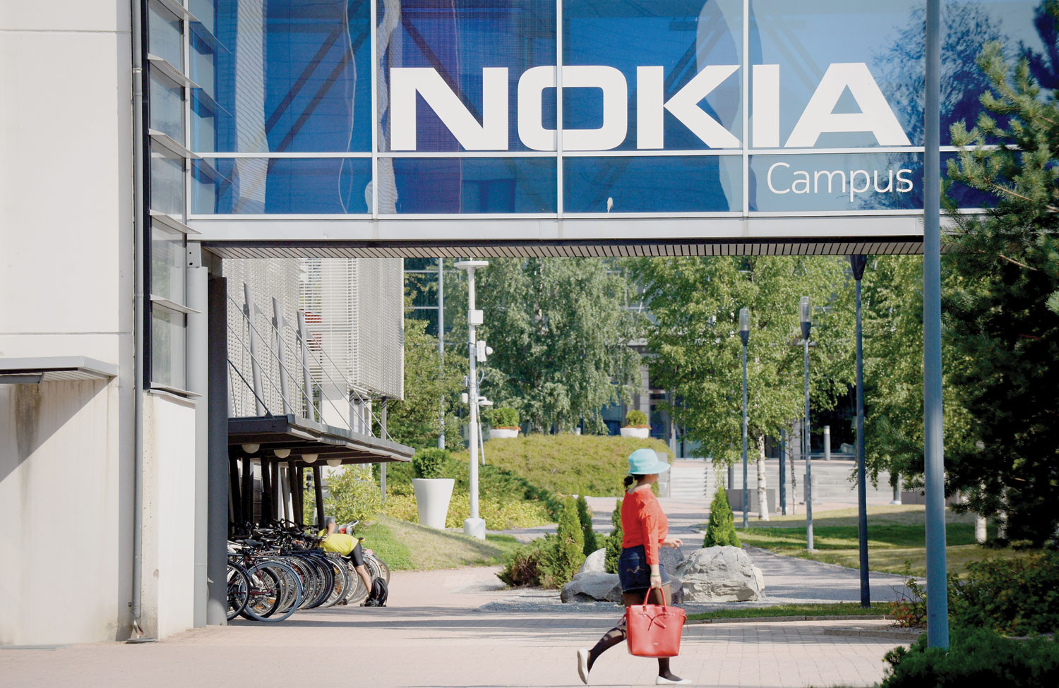 Nokia lowers 2nd quarter losses - Oman Observer
