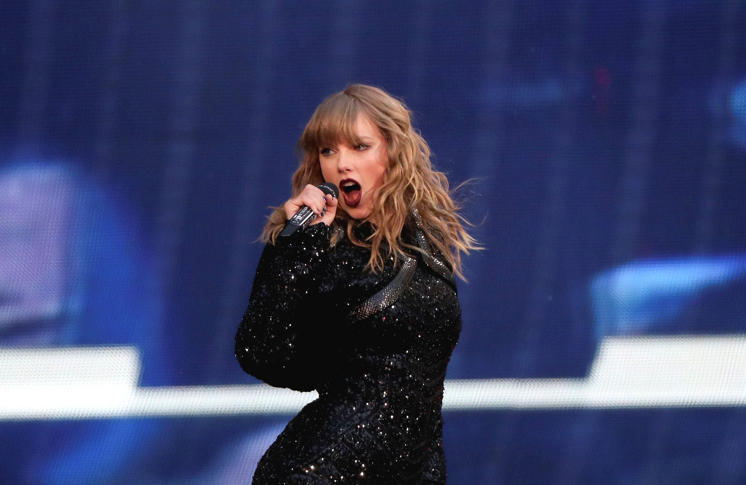 Taylor Swift cast in movie version of ‘Cats’ - Oman Observer