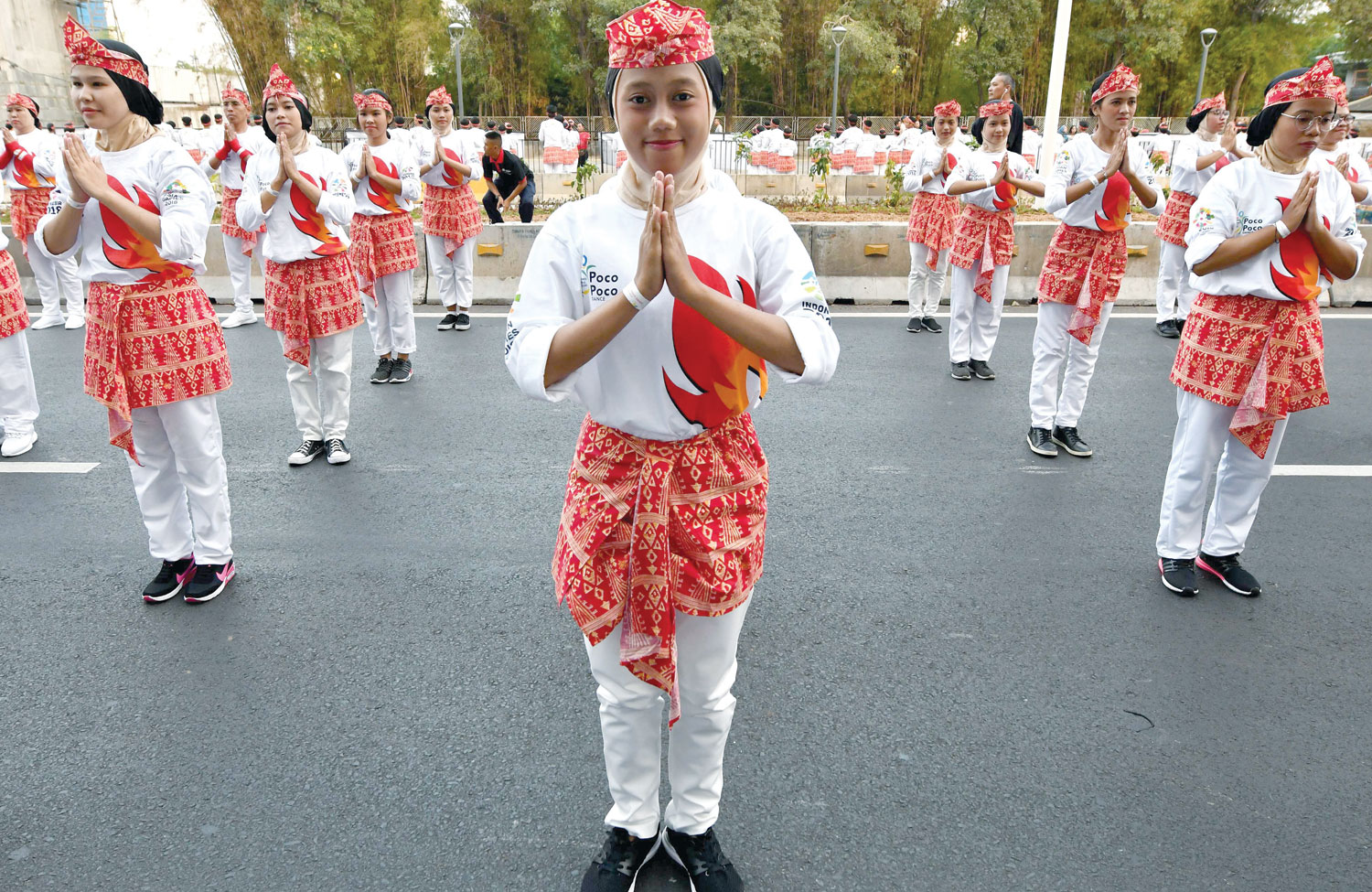 65,000 Indonesians go loco for poco-poco in Asian Games record attempt ...