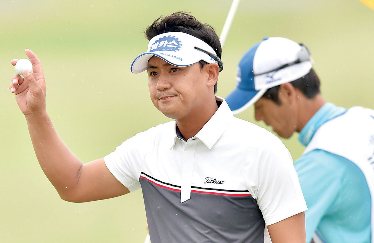 Park claims wire-to-wire win in Incheon - Oman Observer