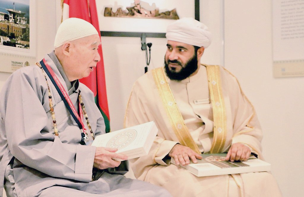 Oman's efforts for world peace earns global acclaim - Oman Observer