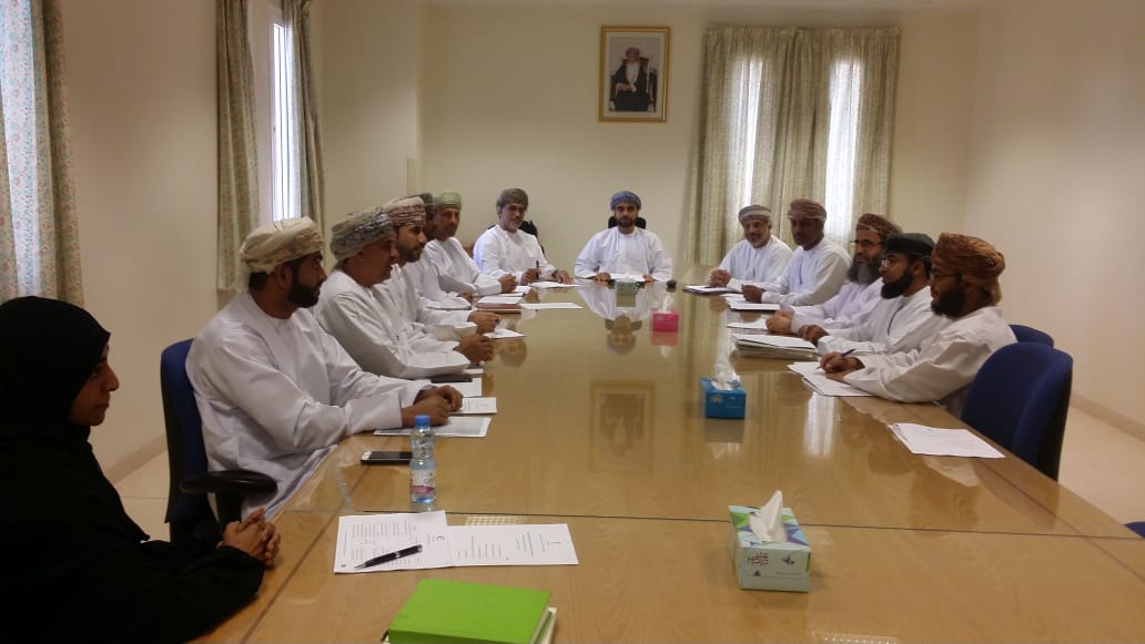 MOH REVIEWS HEALTH SERVICES - Oman Observer