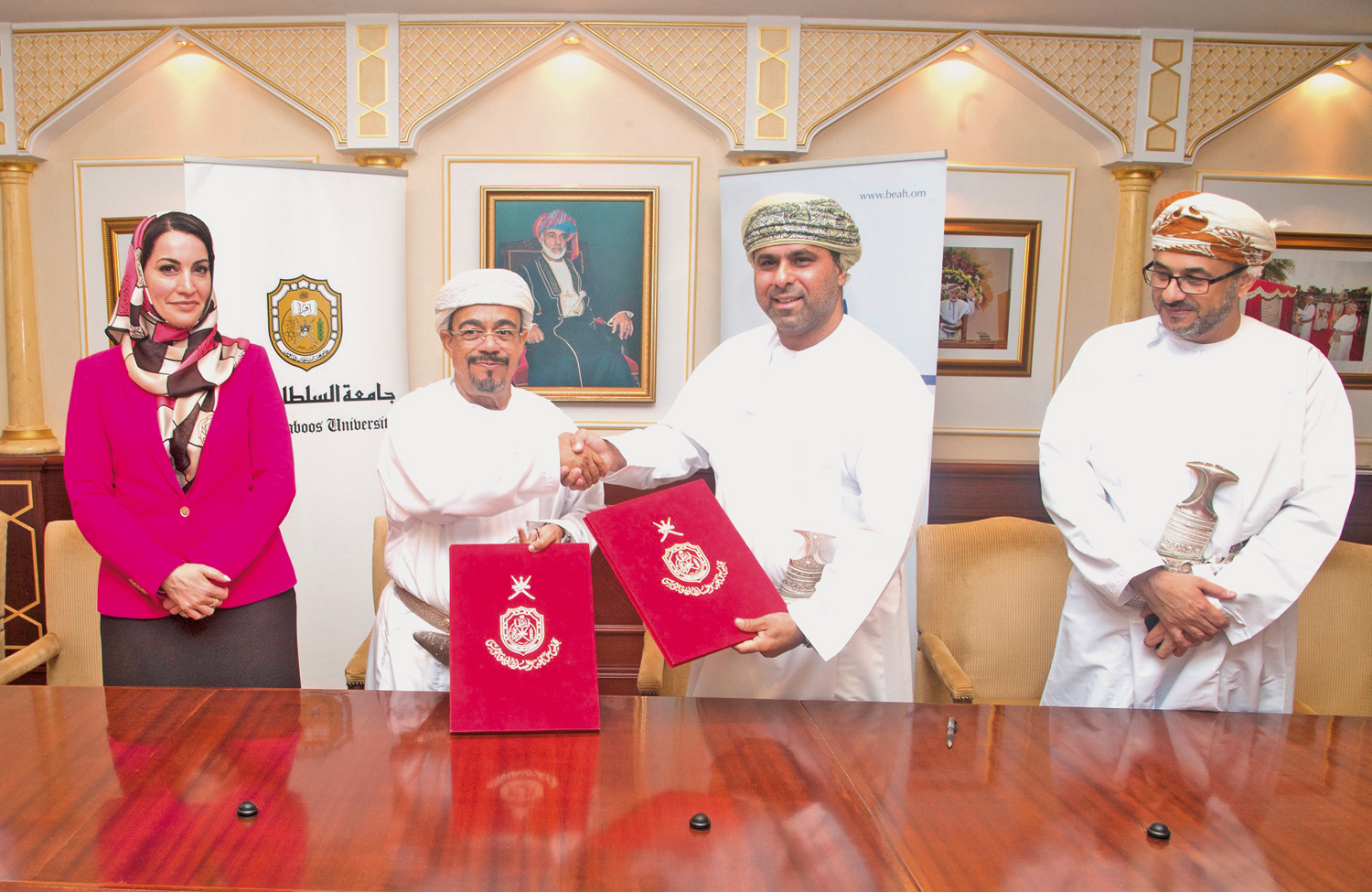 SQU, ‘be’ah’ join hands to set up Reuse Centre - Oman Observer