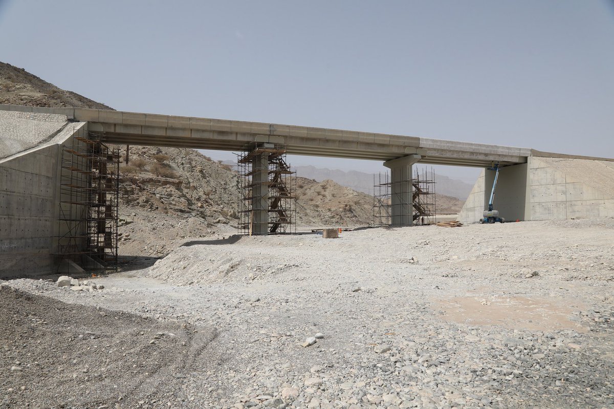 Wadi Sireen bridge in Amerat opens for traffic - Oman Observer